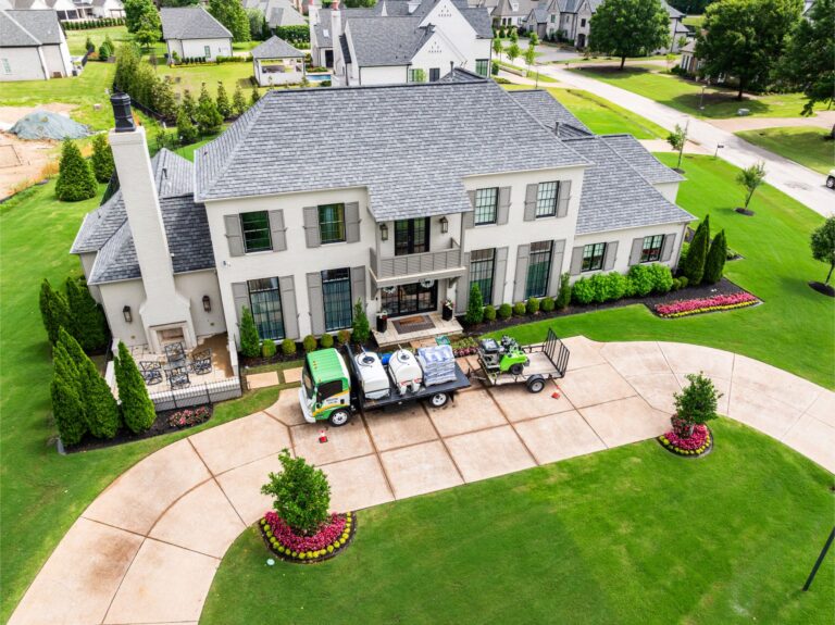 Lawn Care Programs Tennessee & Mississippi | Master Lawn